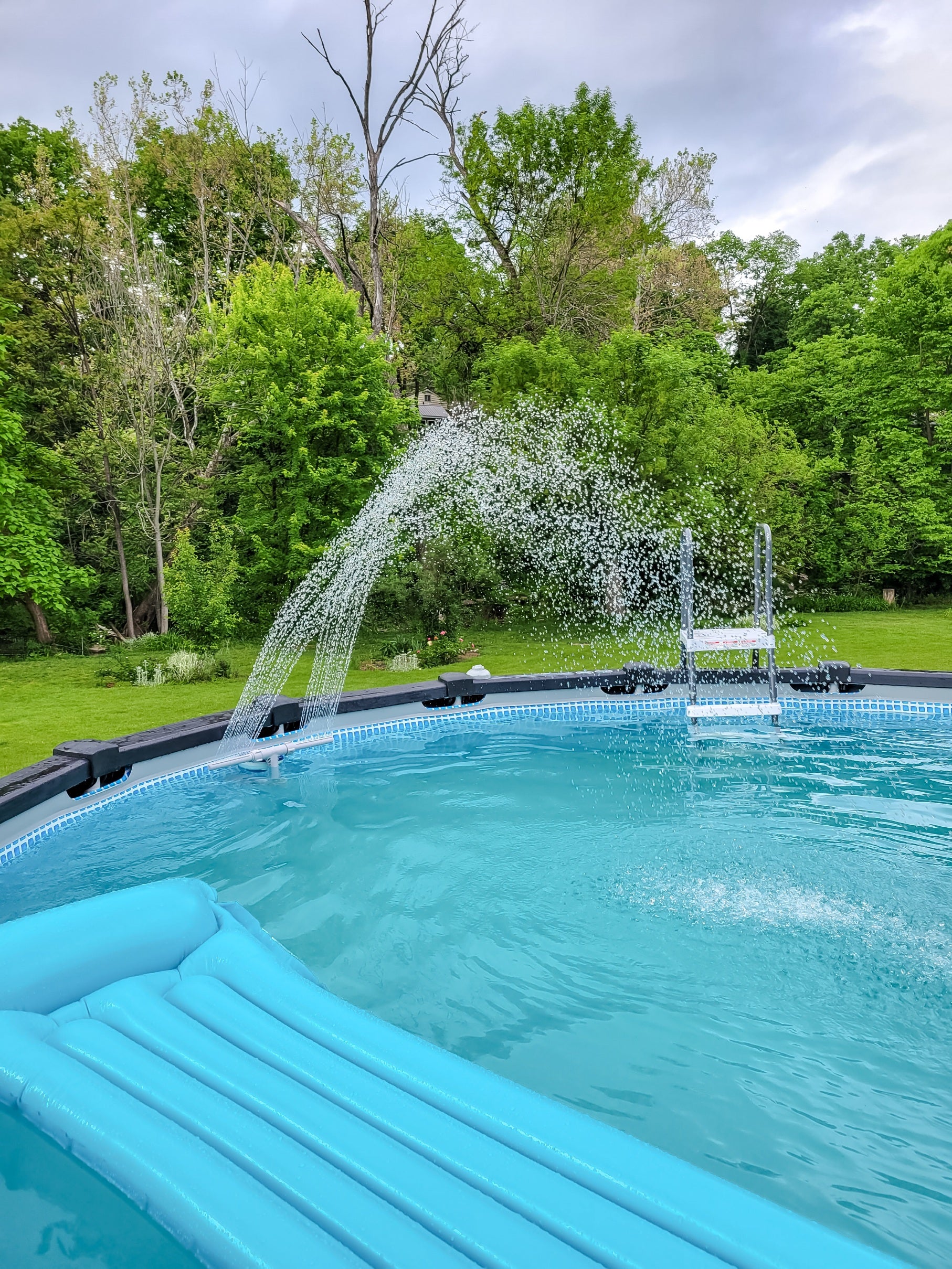 Pool Fountain – Thepoolhacker